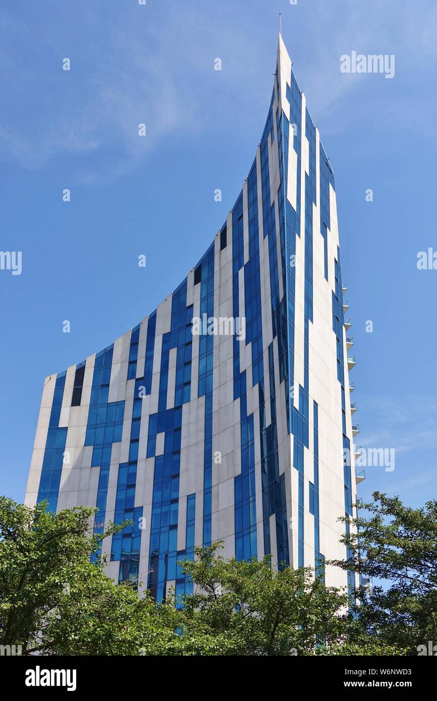 CINCINNATI, OH -13 JUL 2019- View of the Ascent at Roebling’s Bridge, a ...