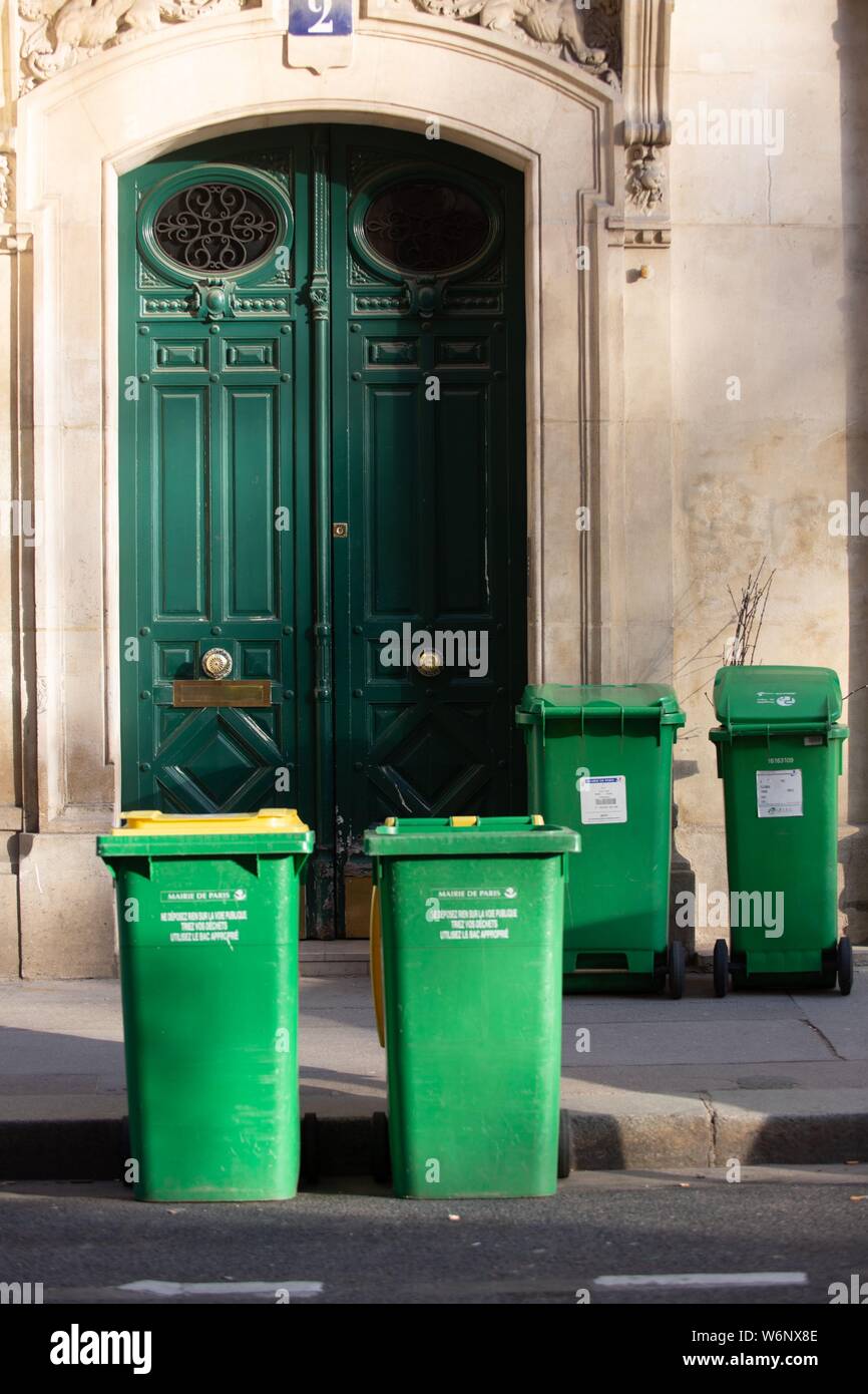 Dustbins for selective sorting hi-res stock photography and images - Alamy
