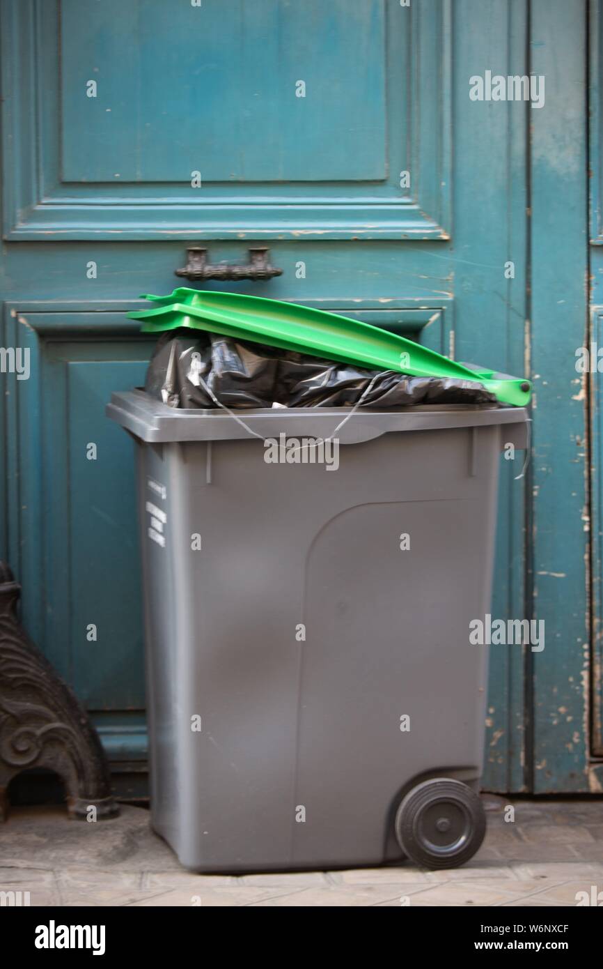 Dustbins for selective sorting hi-res stock photography and images - Alamy