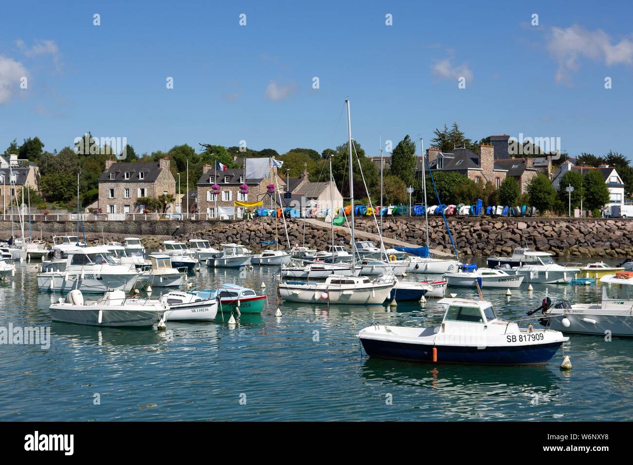 Dahouet harbour hi-res stock photography and images - Alamy