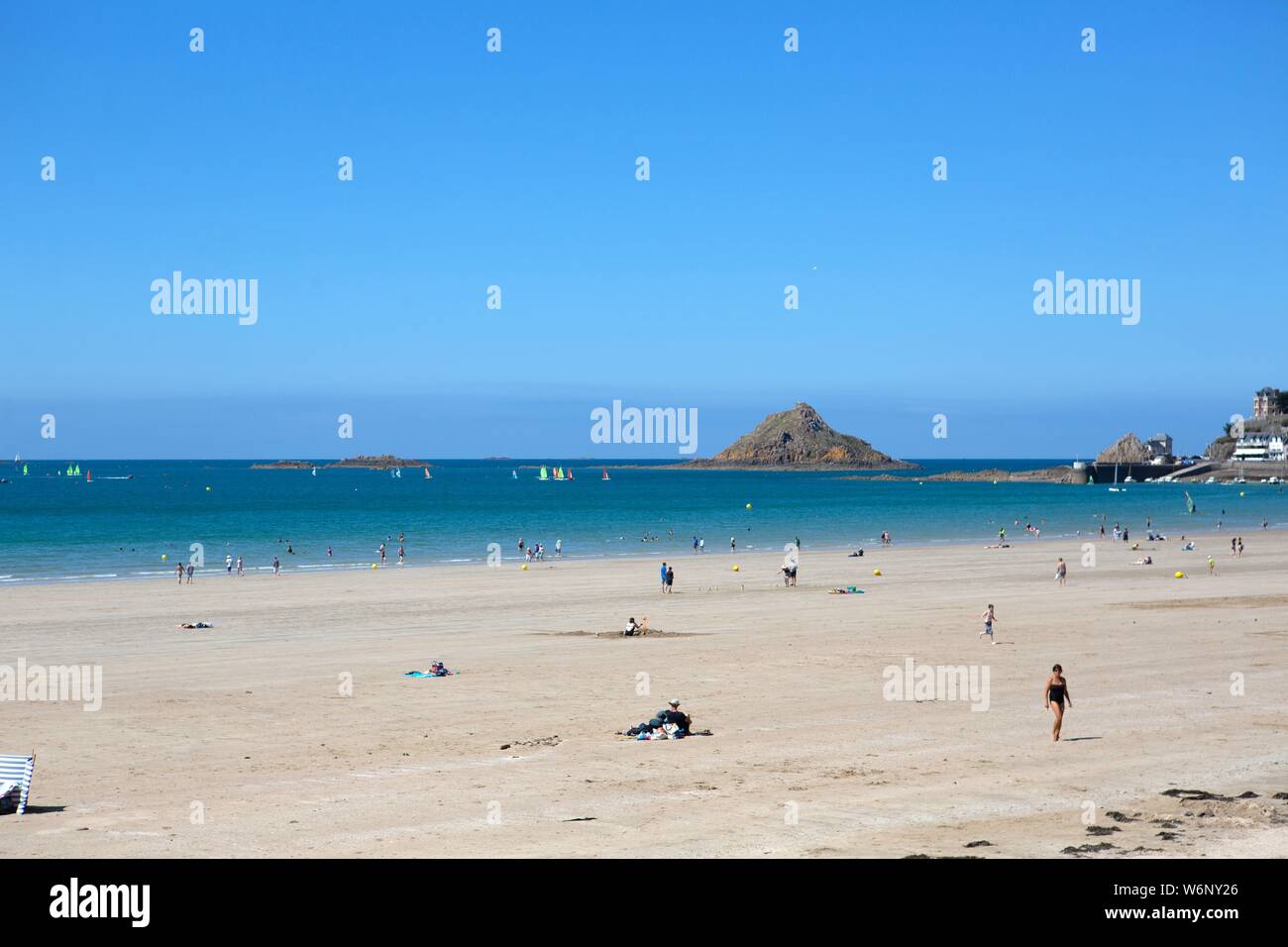 Côtes d'Armor, Pleneuf Val André, large beach Stock Photo - Alamy