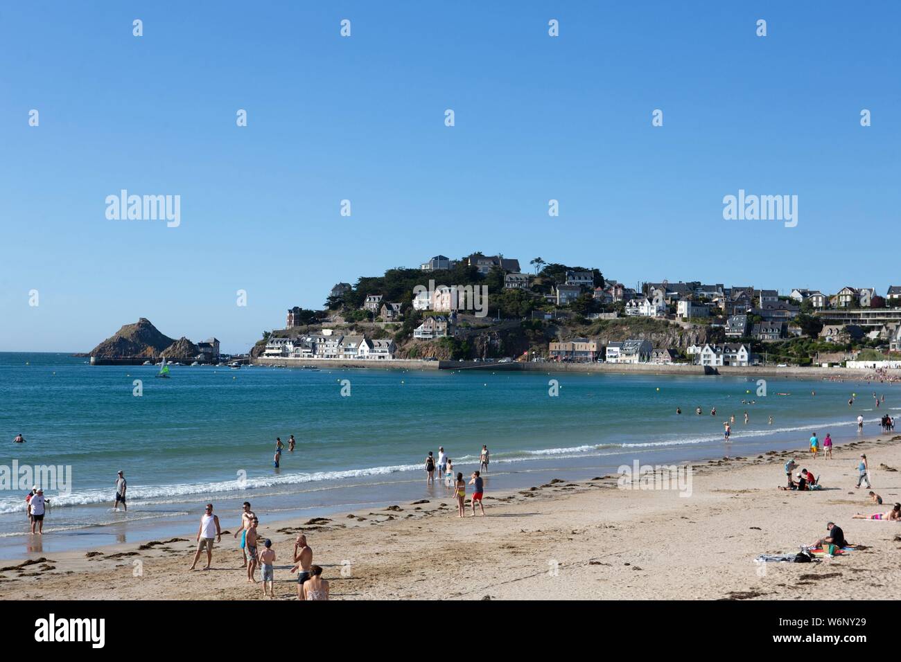 Côtes d'Armor, Pleneuf Val André, large beach Stock Photo - Alamy