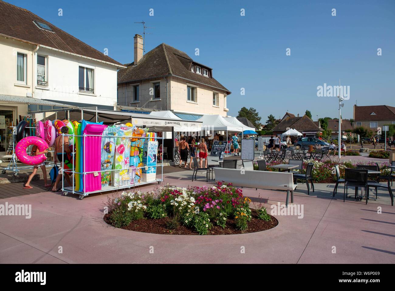 France calvados merville franceville plage hi-res stock photography and ...