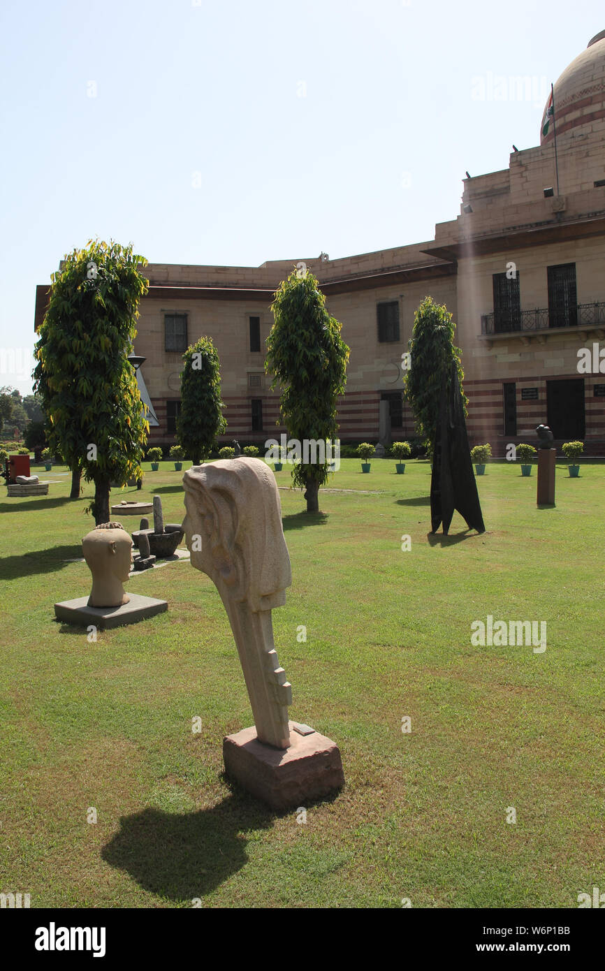 Sculptures in the garden of an art museum, National Museum, Janpath ...