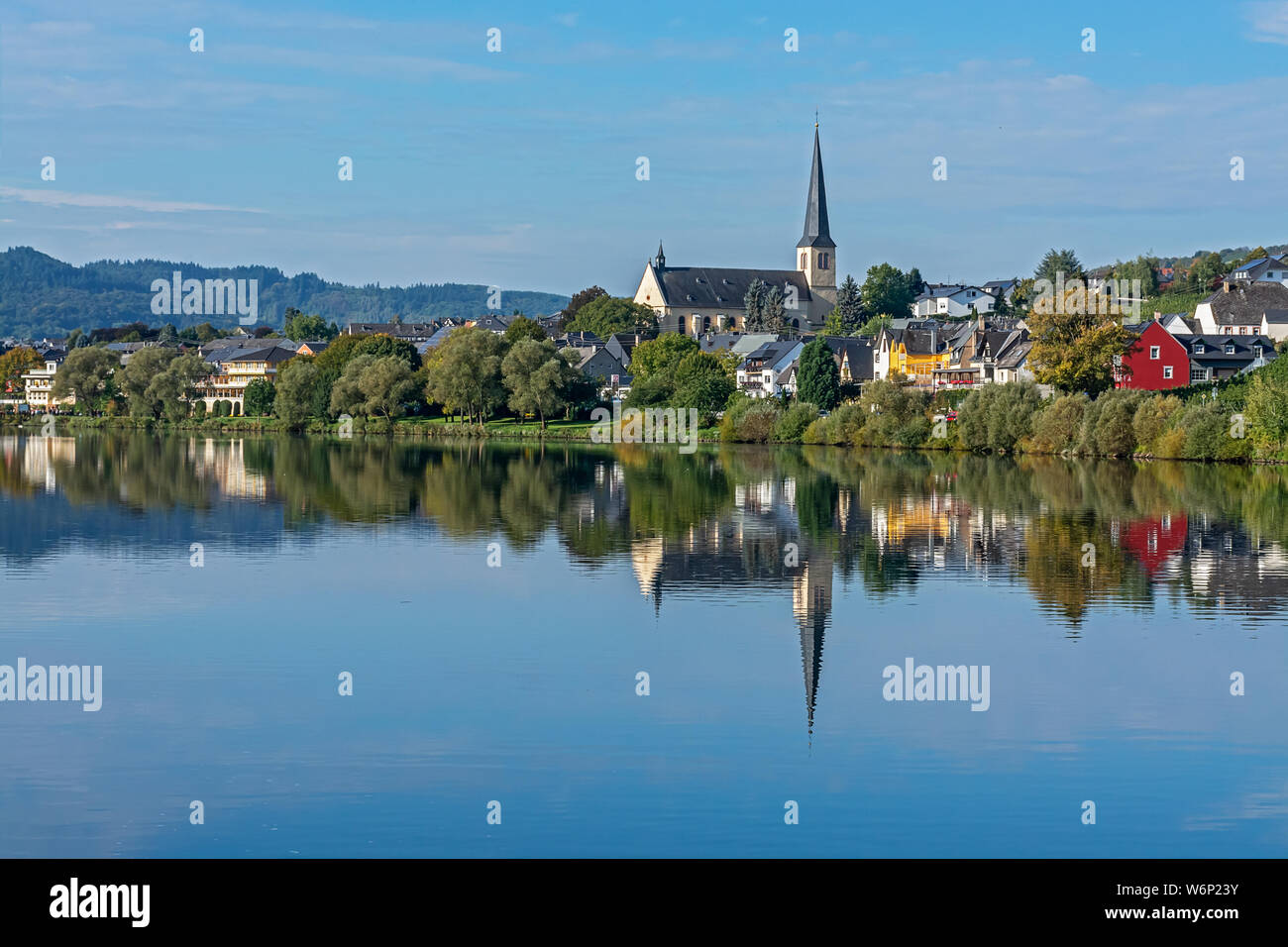 The Moselle River and the Town of Krov in Germany Stock Photo - Alamy