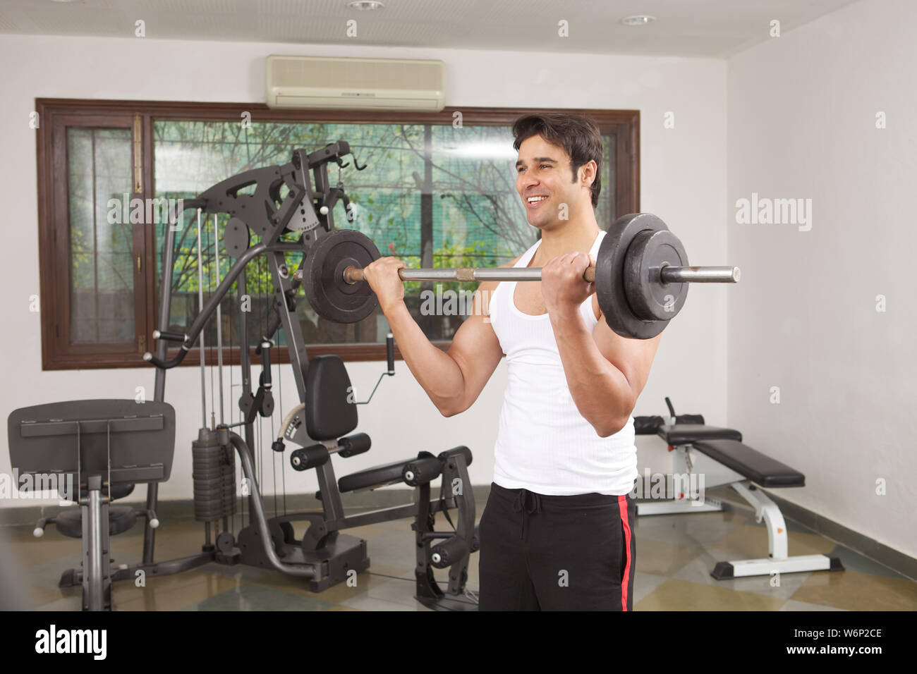 Indian man gym body building hi-res stock photography and images - Alamy
