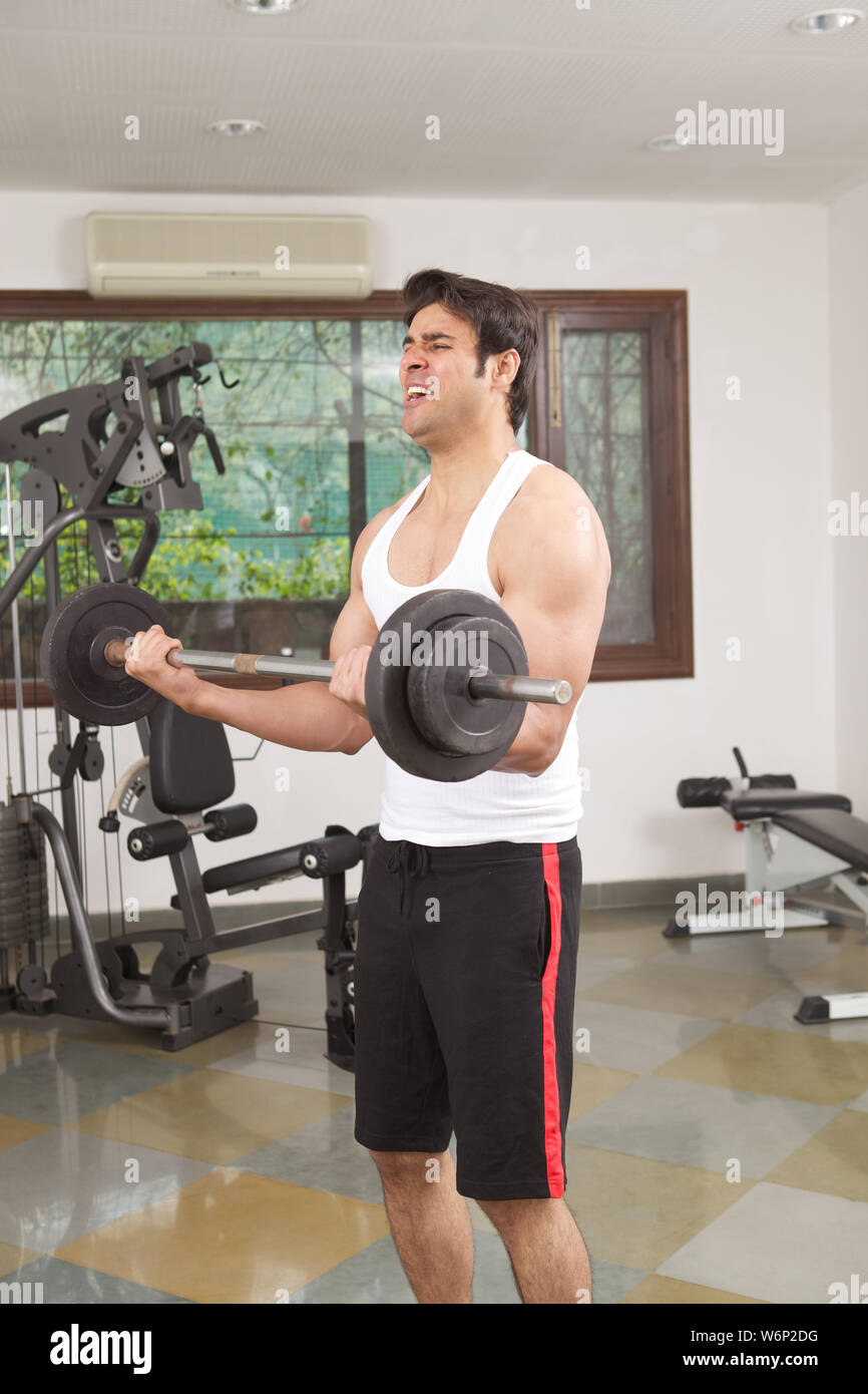 Indian man gym body building hi-res stock photography and images - Alamy