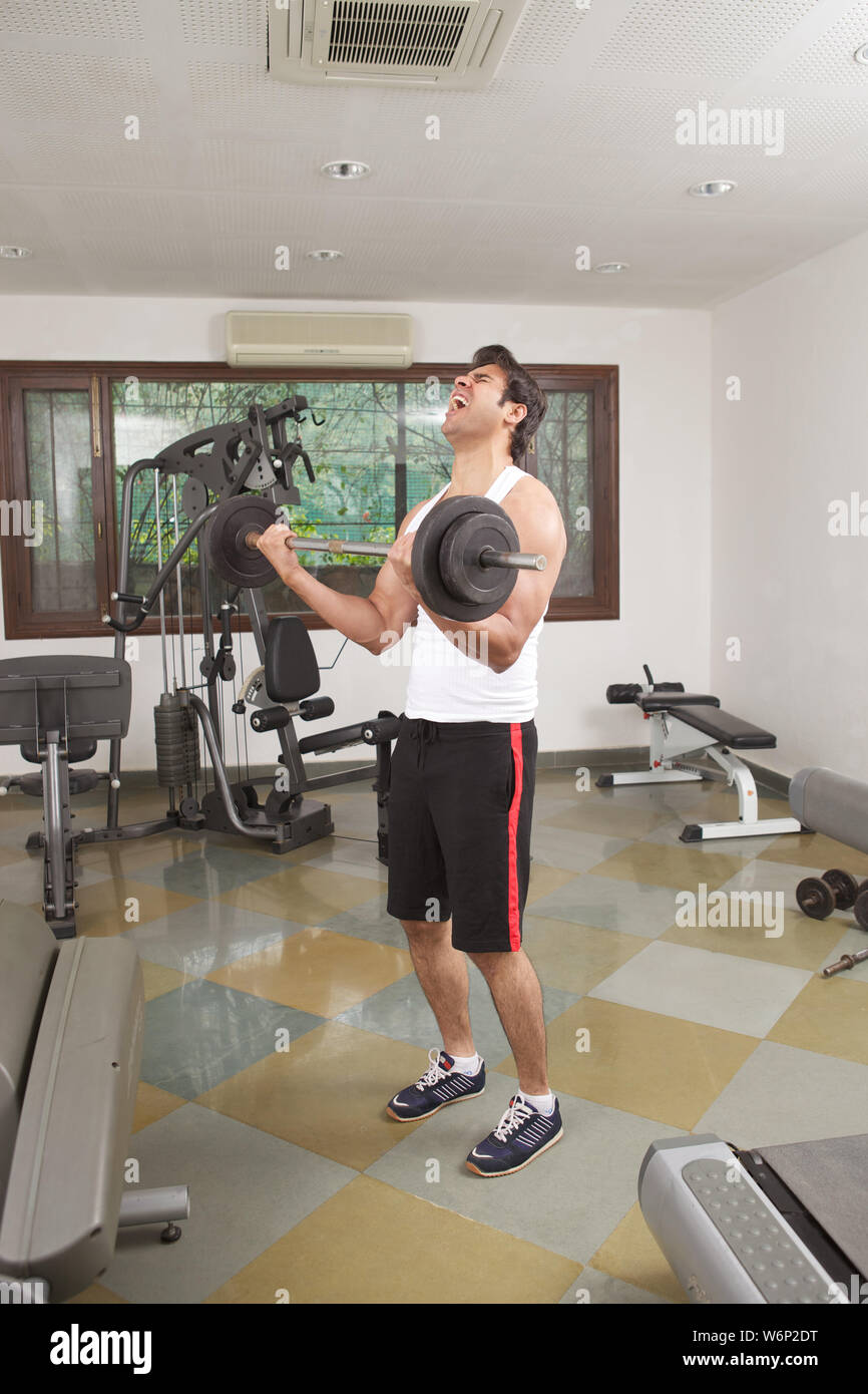 Indian man gym body building hi-res stock photography and images - Alamy