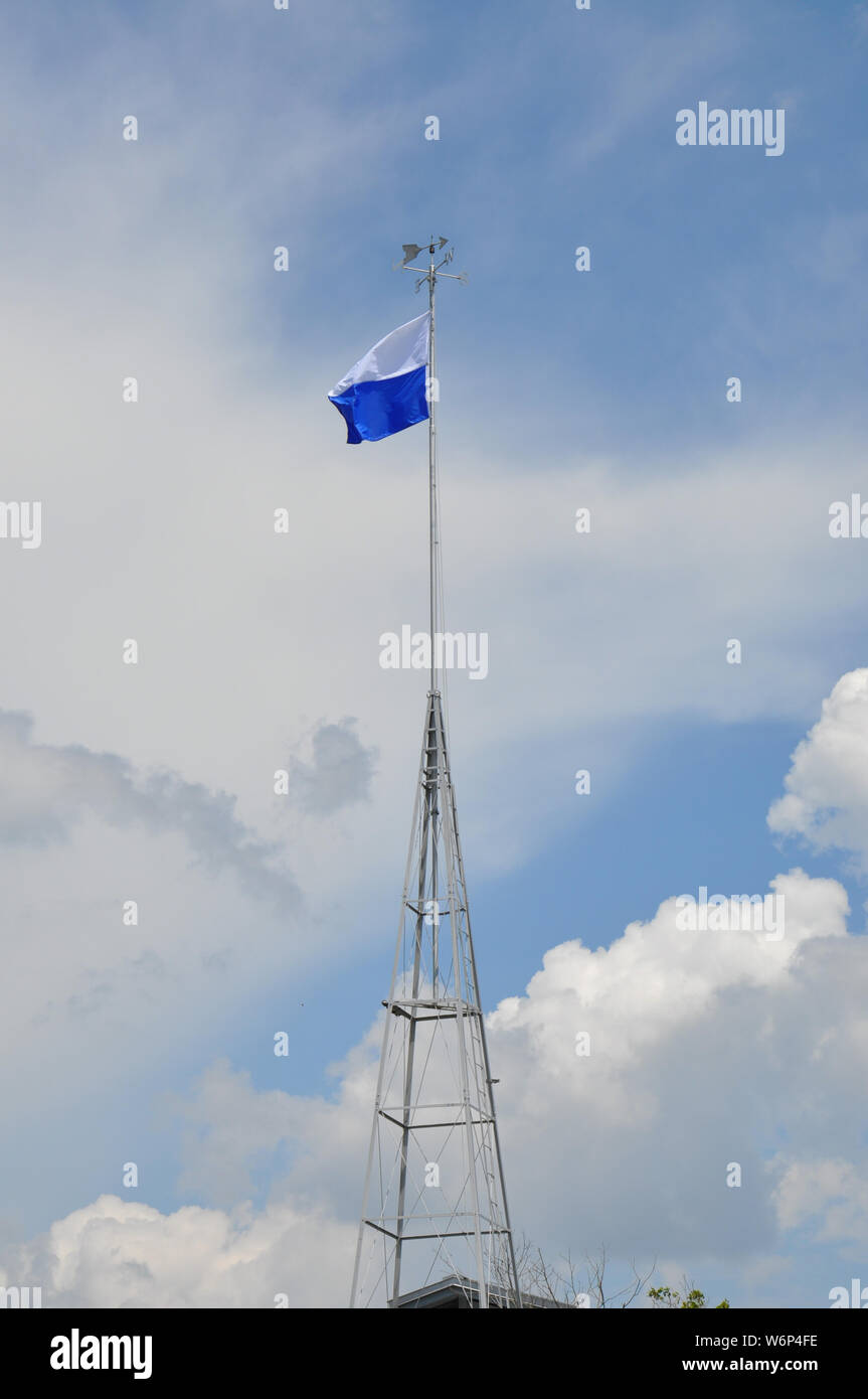 Weather warning flag hi-res stock photography and images - Alamy