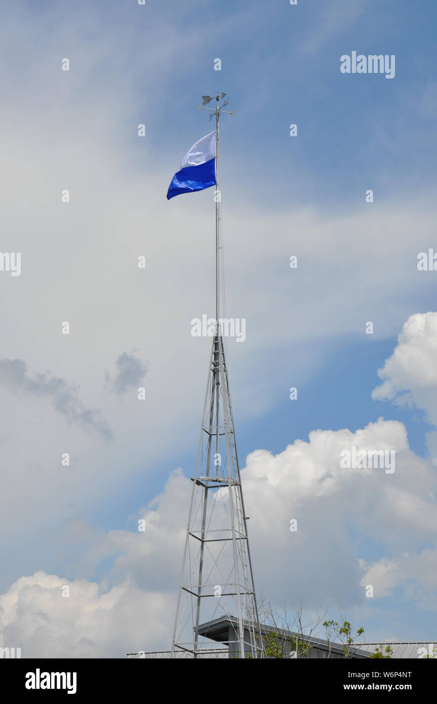 Weather warning flag hi-res stock photography and images - Alamy