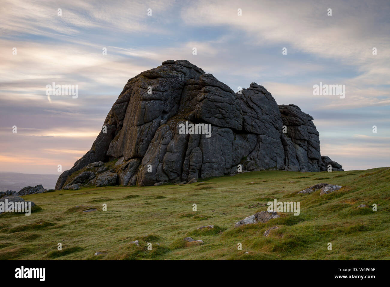 Dartmoor haytor devon dawn hi-res stock photography and images - Alamy