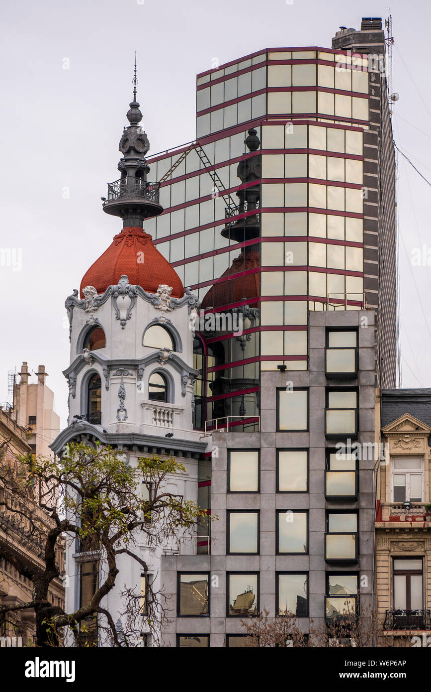 Arquitectura art nouveau hi-res stock photography and images - Alamy