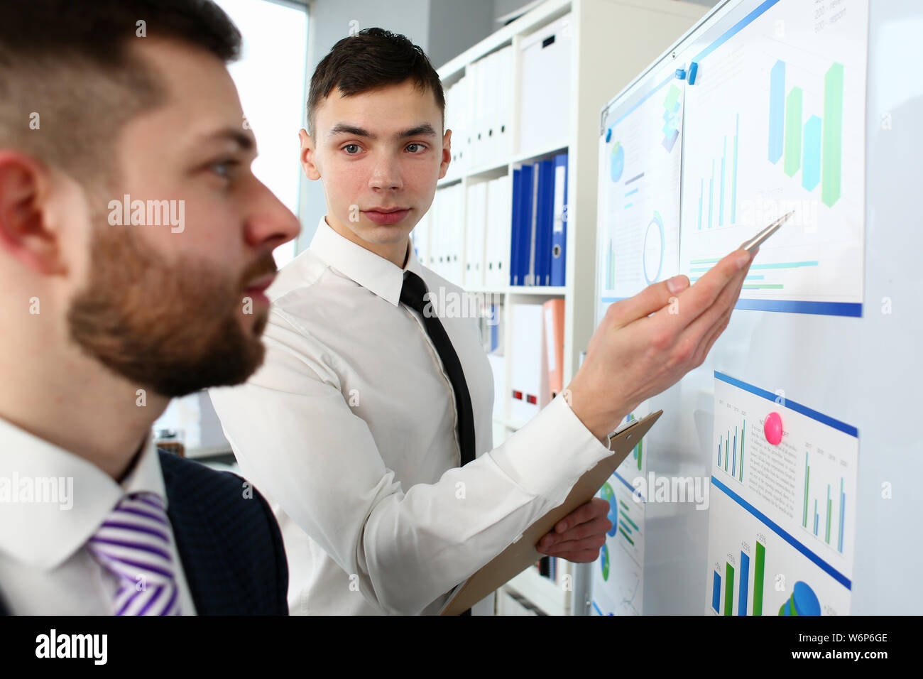 Office smart board hi-res stock photography and images - Alamy