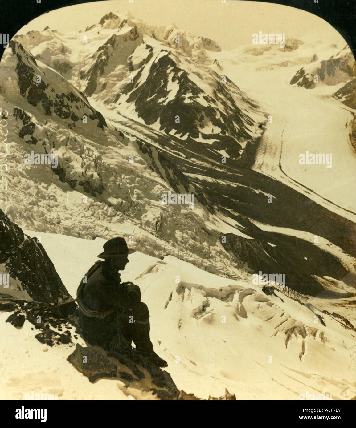 Rudolph glacier hi-res stock photography and images - Alamy