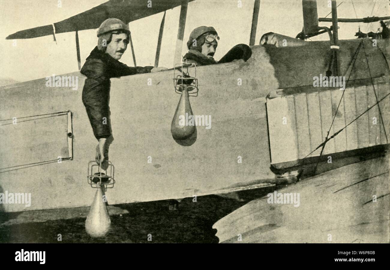 Ww1 Bomb Wwi Stock Photos & Ww1 Bomb Wwi Stock Images - Alamy