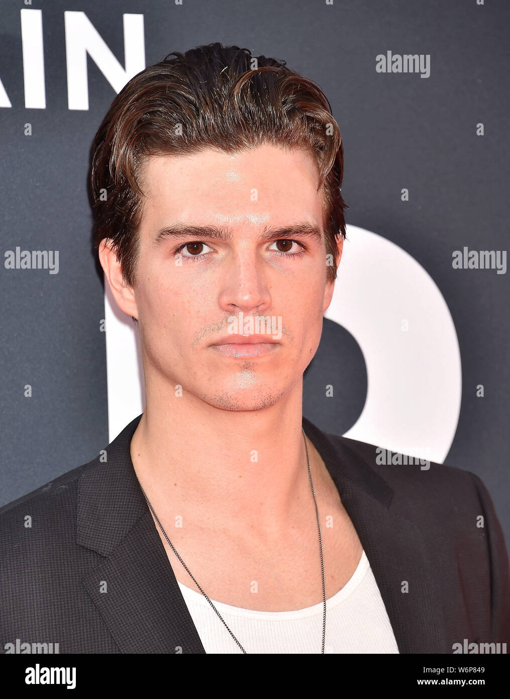 Cassie Hahn's Instagram, Twitter & Facebook on IDCrawl