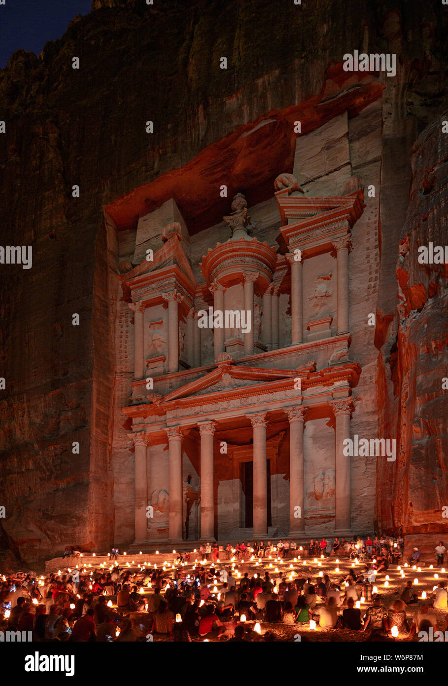 Al khazneh in petra jordan hi-res stock photography and images - Alamy