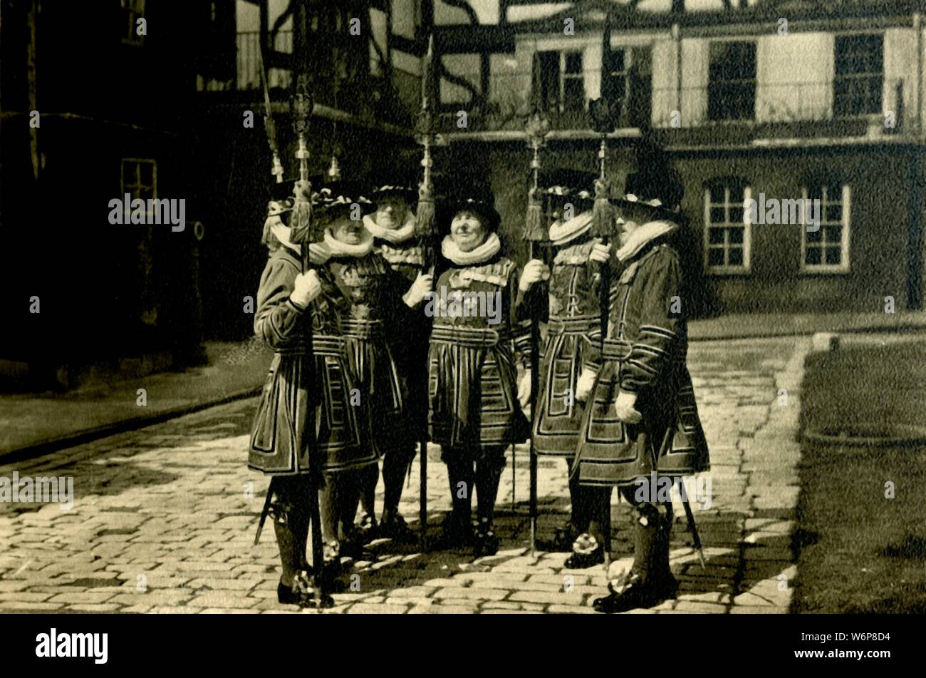 Sovereigns body guard hi-res stock photography and images - Alamy