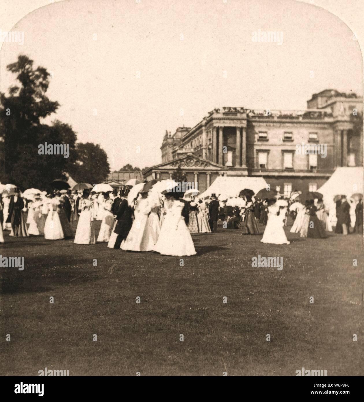 Garden party 1900 hi-res stock photography and images - Alamy