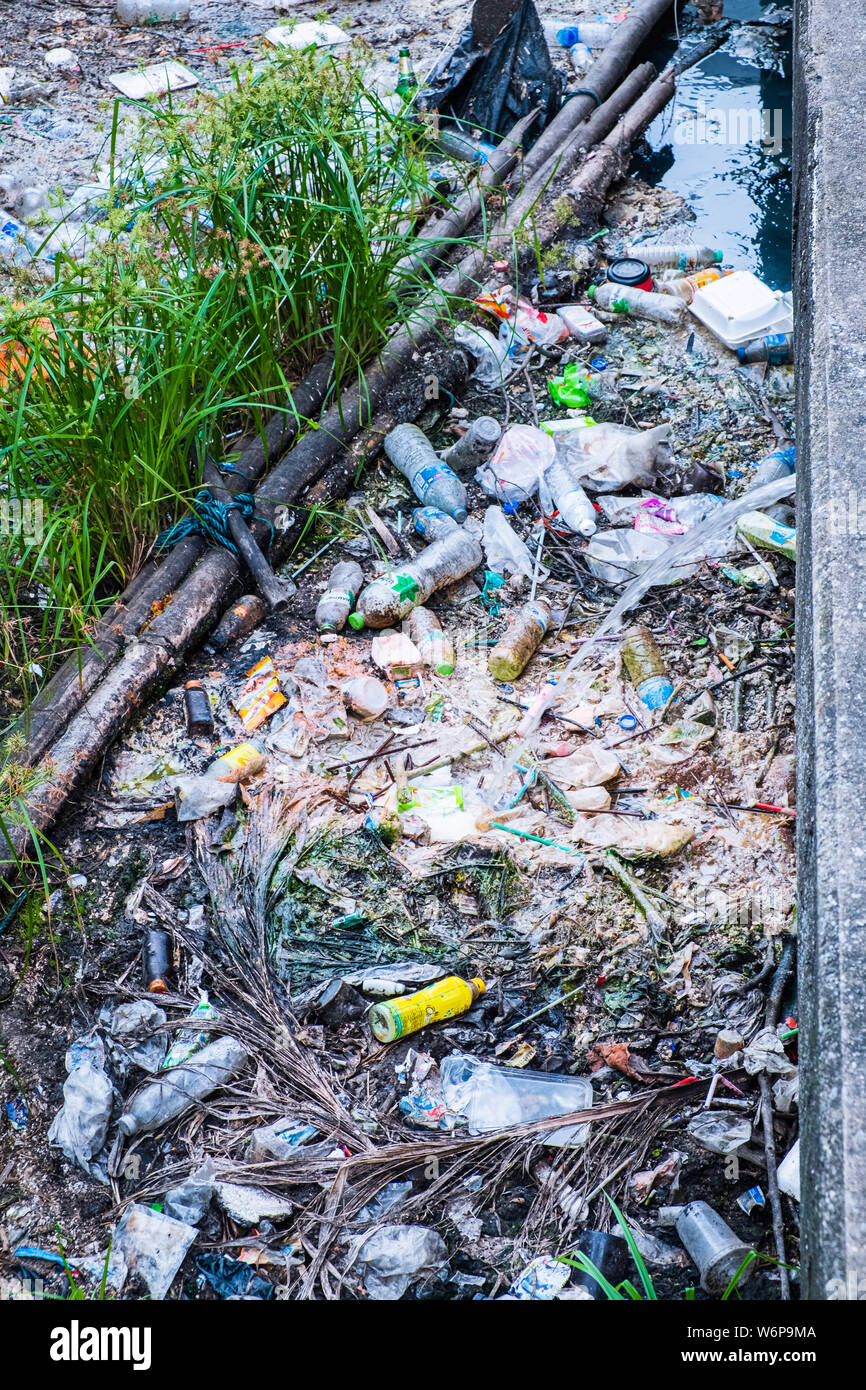 Ecology trash garbage natural hi-res stock photography and images - Alamy