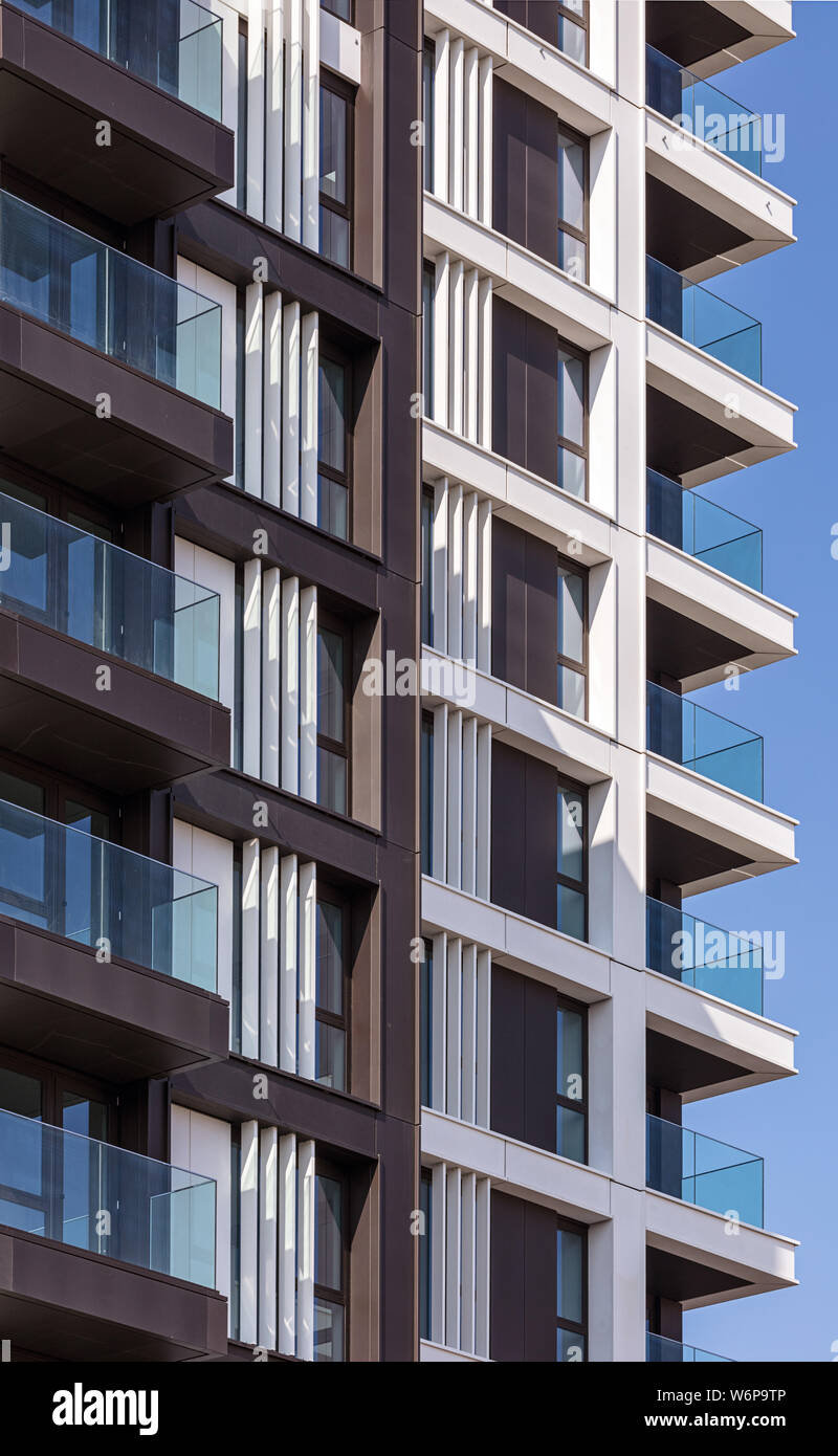 Verto apartments in Reading, Berkshire Stock Photo - Alamy