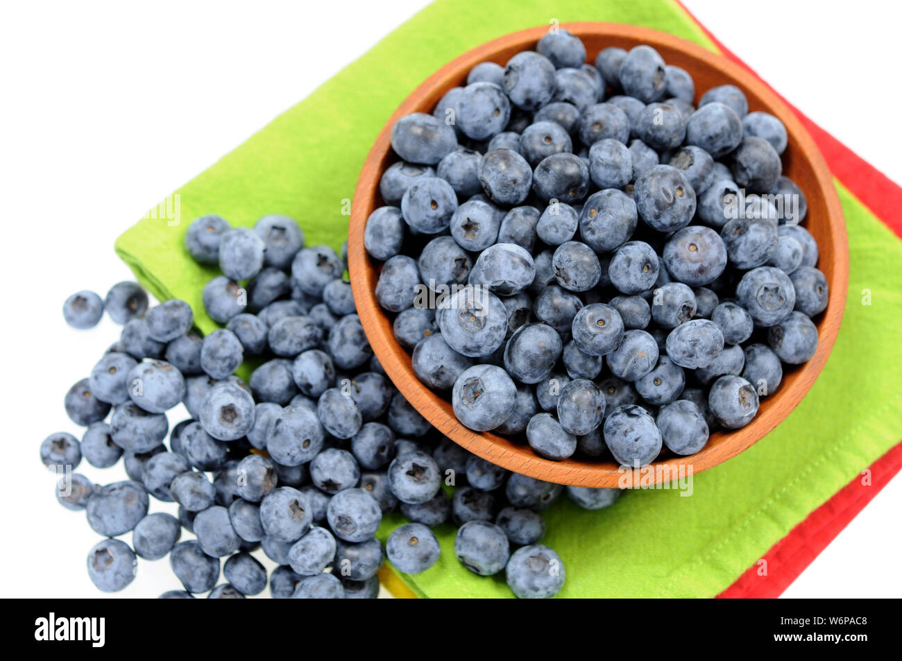 blueberry in bowl isolated on white Stock Photo - Alamy