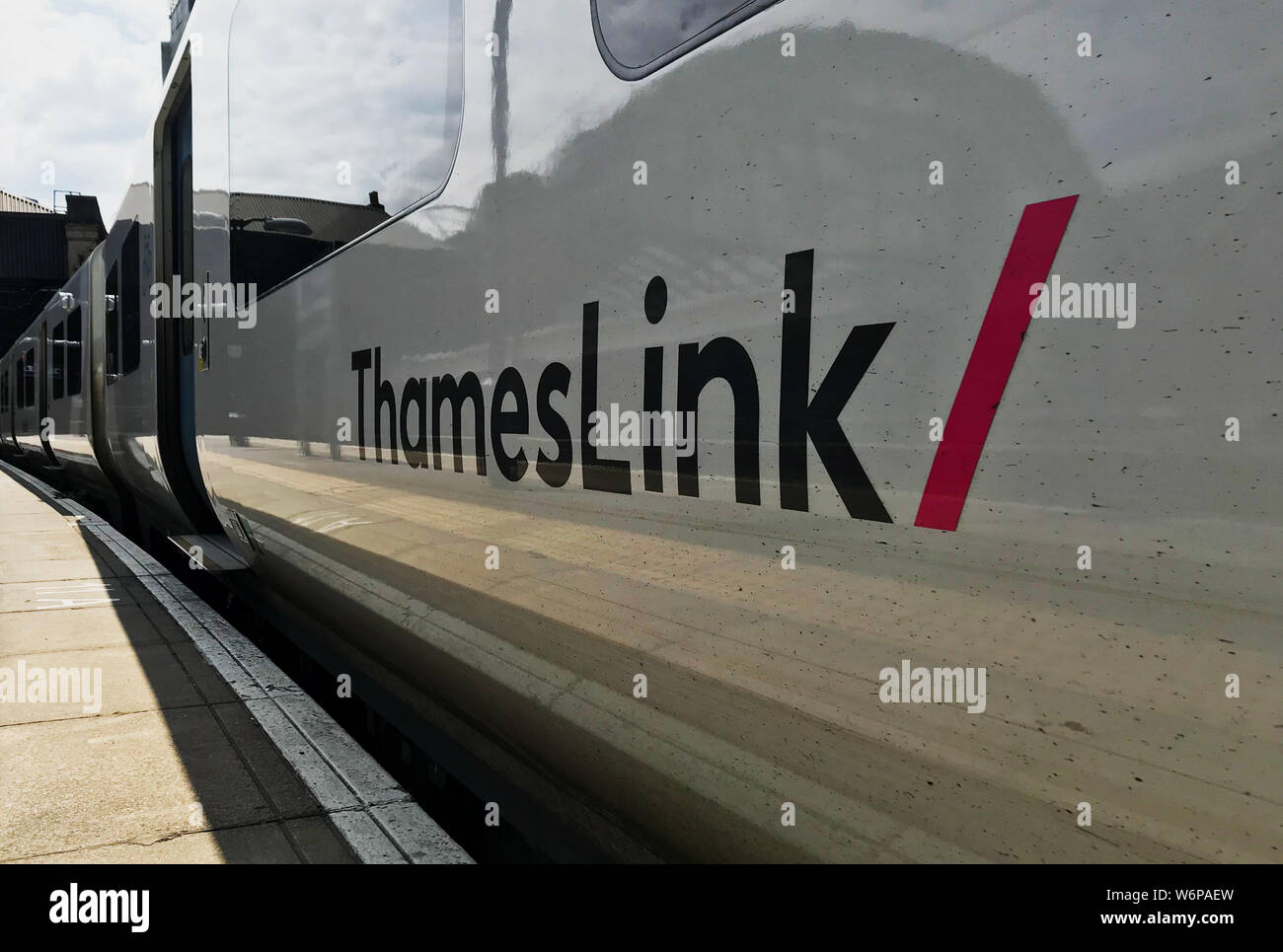 General view of a ThamesLink train at Kings Cross station in London ...