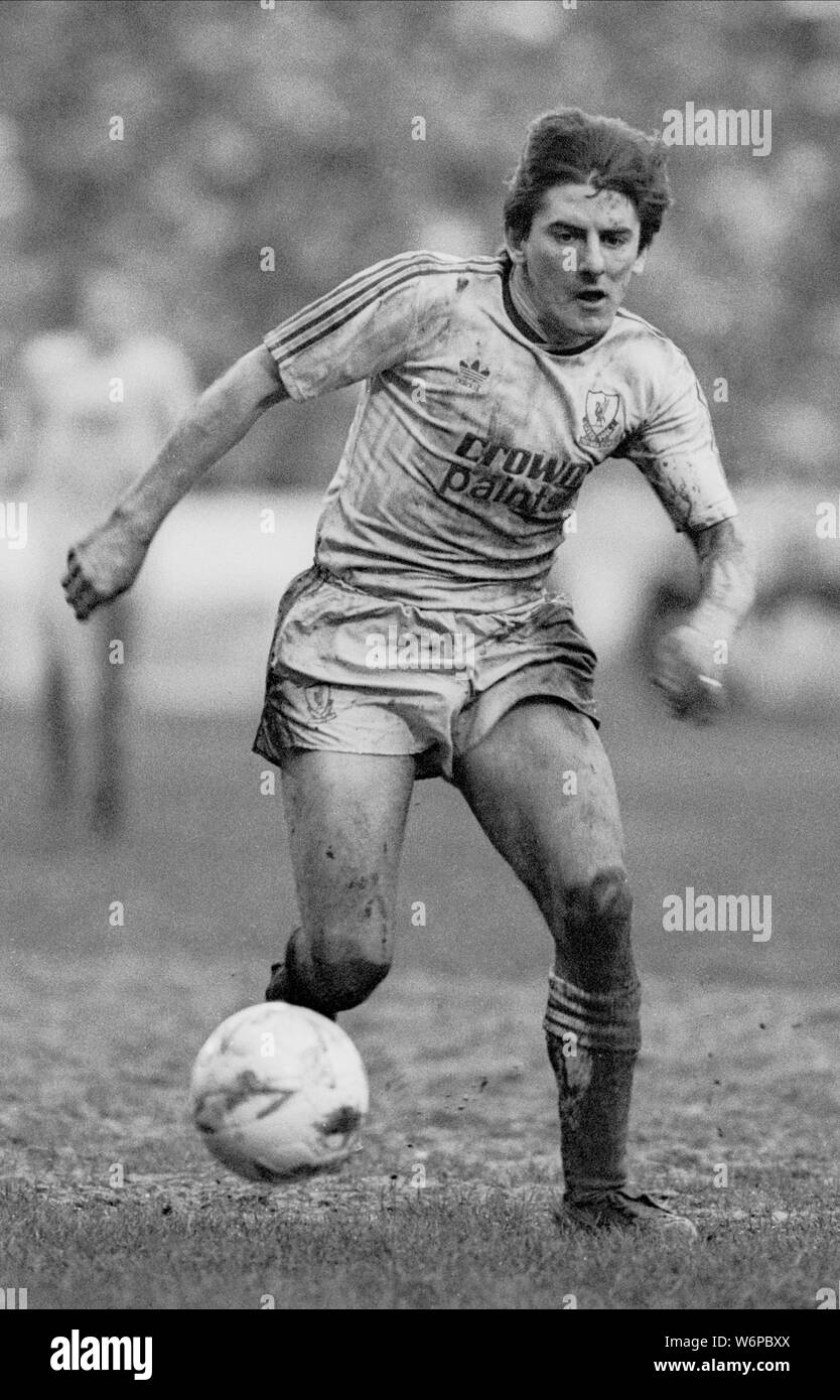 Peter beardsley hi-res stock photography and images - Alamy