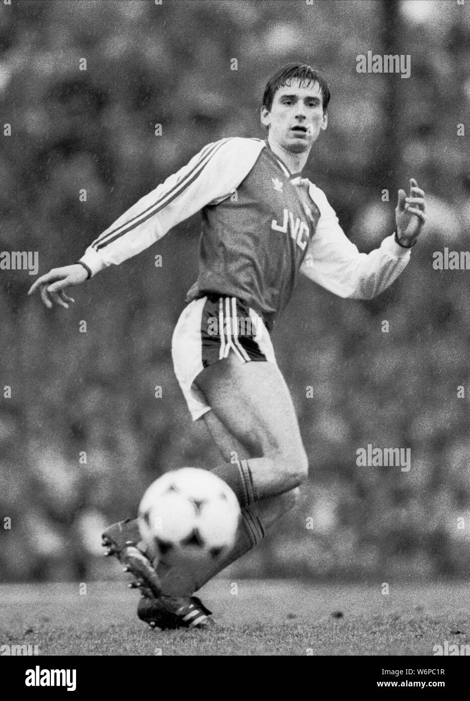 ALAN SMITH, ARSENAL FC, 1989 Stock Photo - Alamy ALAN SMITH, ARSENAL FC, 1989 Stock Photo - Alamy