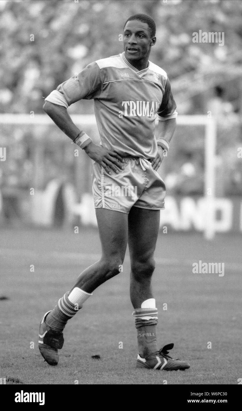 John fashanu wimbledon 1988 hi-res stock photography and images - Alamy