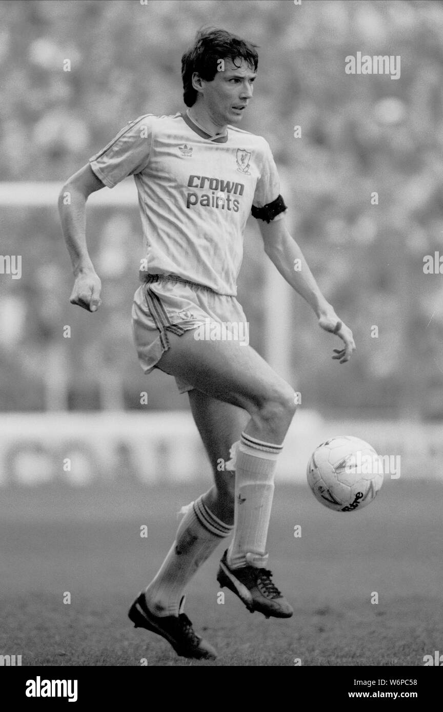 ALAN HANSEN, LIVERPOOL FC, 1988 Stock Photo - Alamy