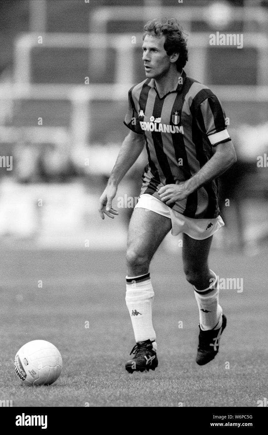 Franco baresi ac milan hi-res stock photography and images - Alamy