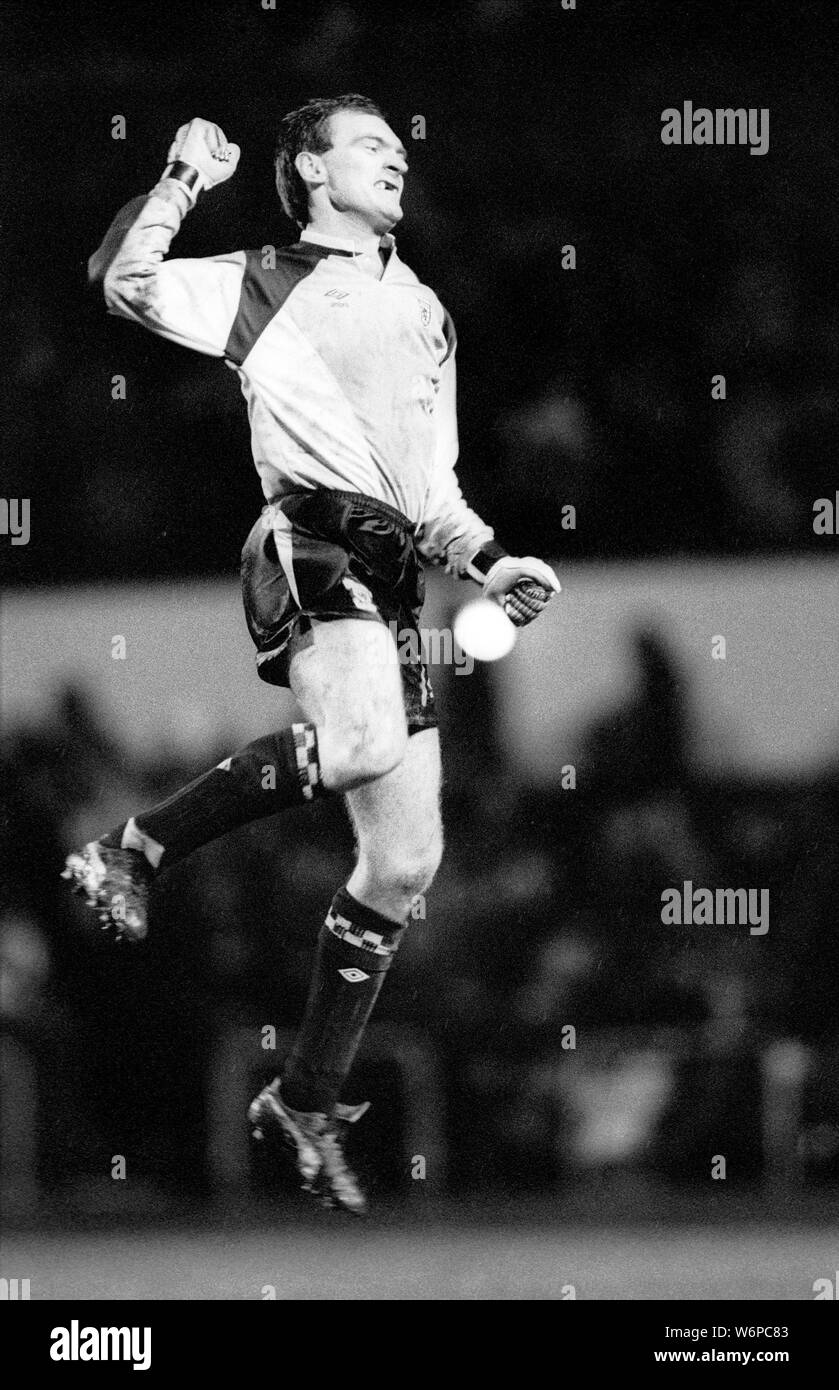 JIM LEIGHTON, SCOTLAND and MANCHESTER UNITED FC, 1989 Stock Photo - Alamy