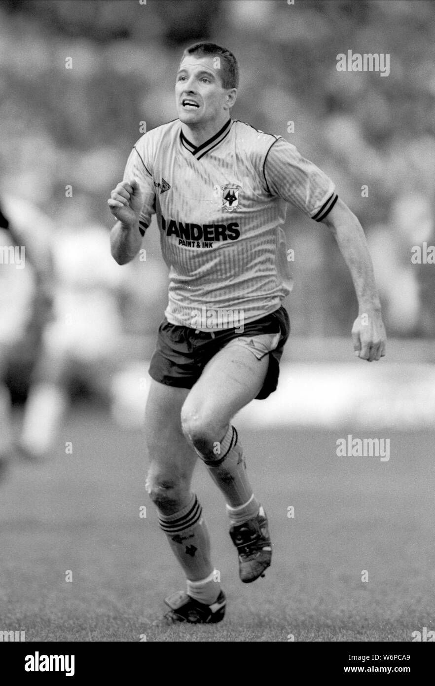 STEVE BULL, WOLVERHAMPTON WANDERERS FC, 1989 Stock Photo - Alamy