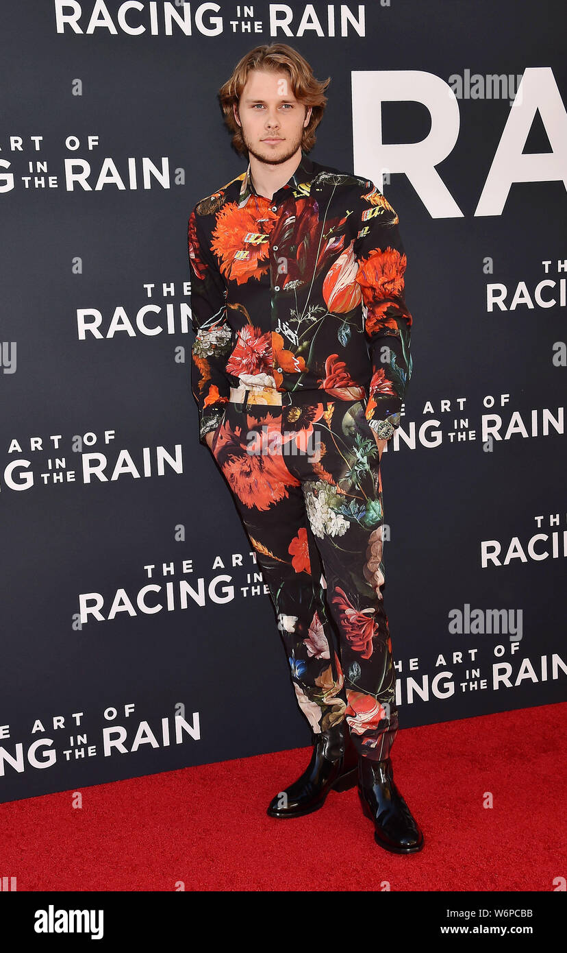 LOS ANGELES, CA - AUGUST 01: Logan Shroyer attends the Premiere Of 20th ...