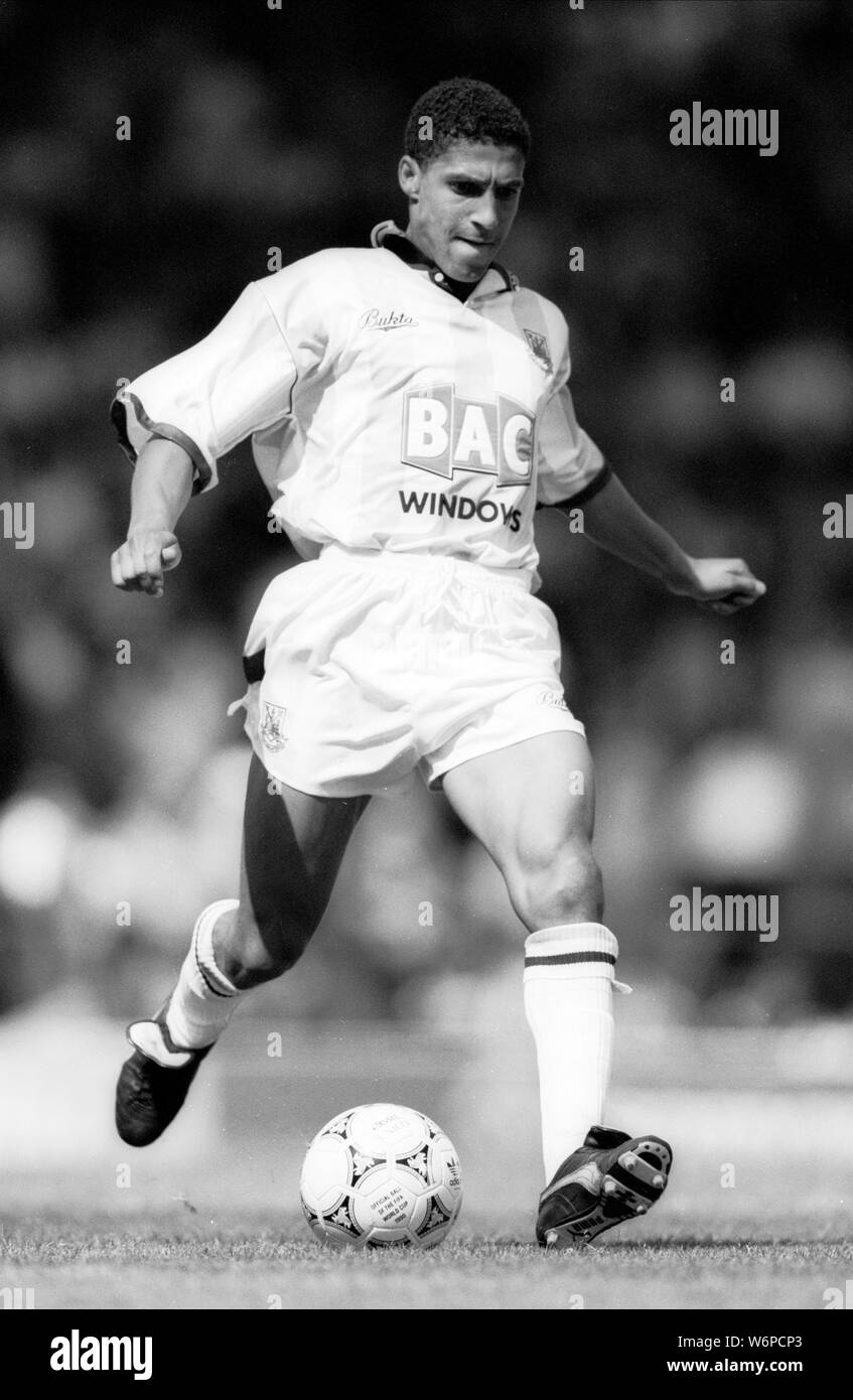 Chris hughton hi-res stock photography and images - Alamy