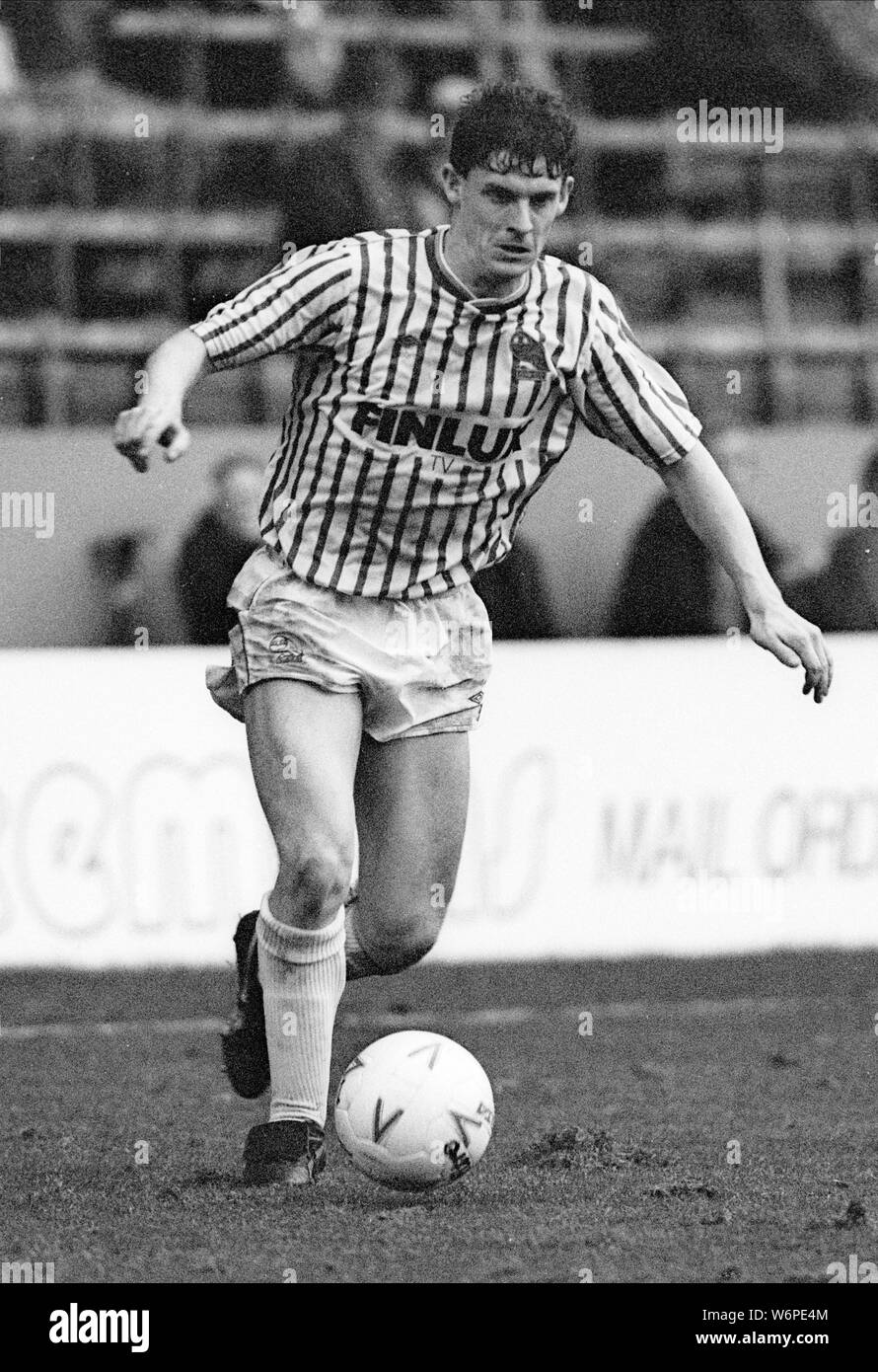 BRIAN MARWOOD, SHEFFIELD WEDNESDAY FC, 1987 Stock Photo - Alamy
