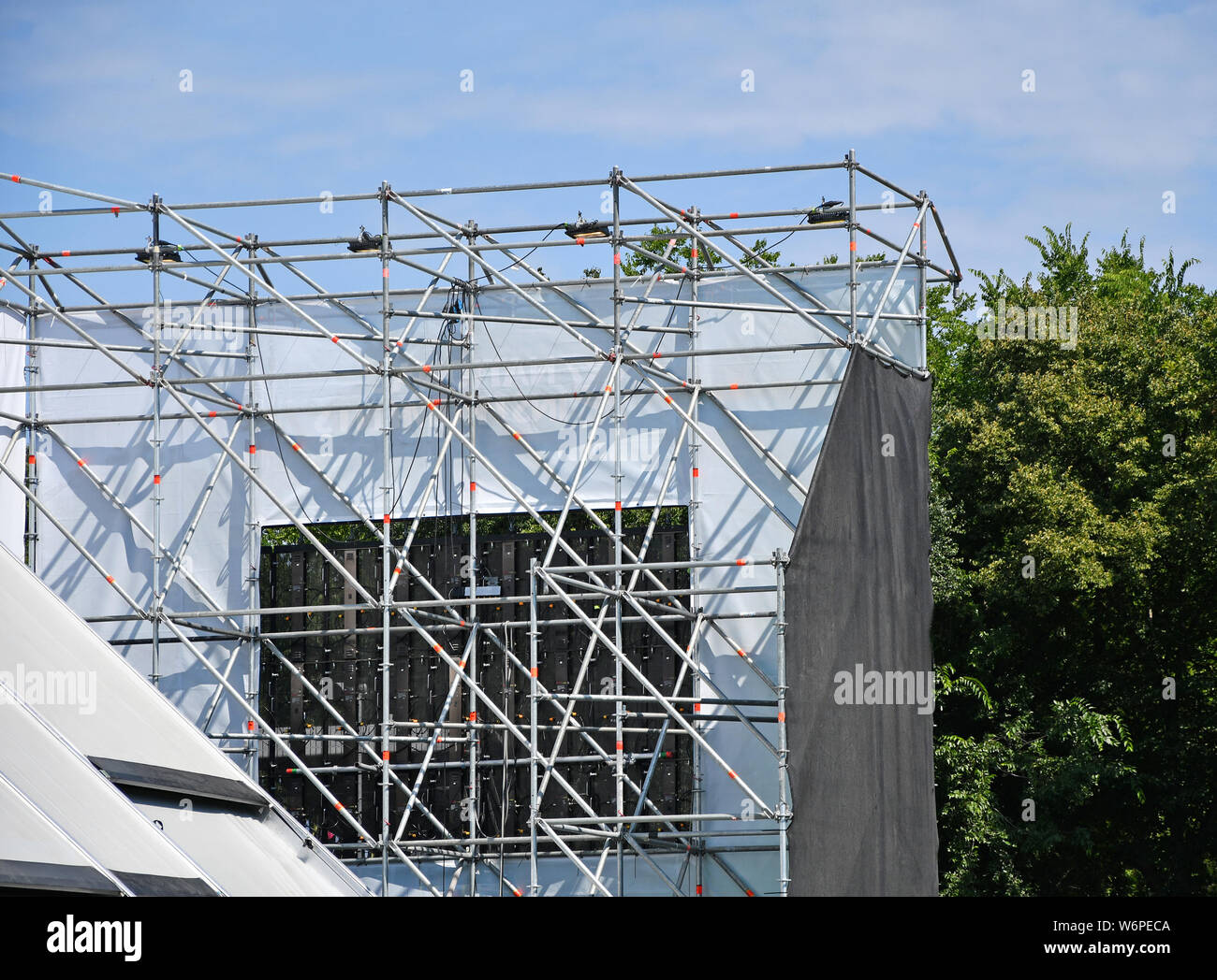 Structure of the stage rear view Stock Photo - Alamy