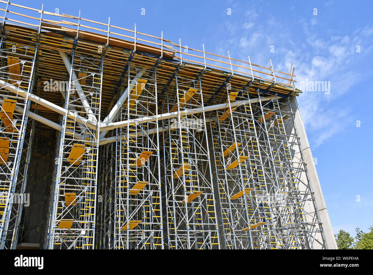 Construction of a new factory building Stock Photo - Alamy