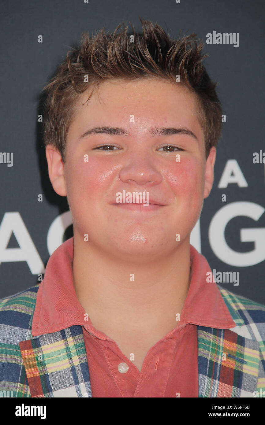 Maxwell Acee Donovan 08/01/2019 "The Art of Racing in the Rain ...