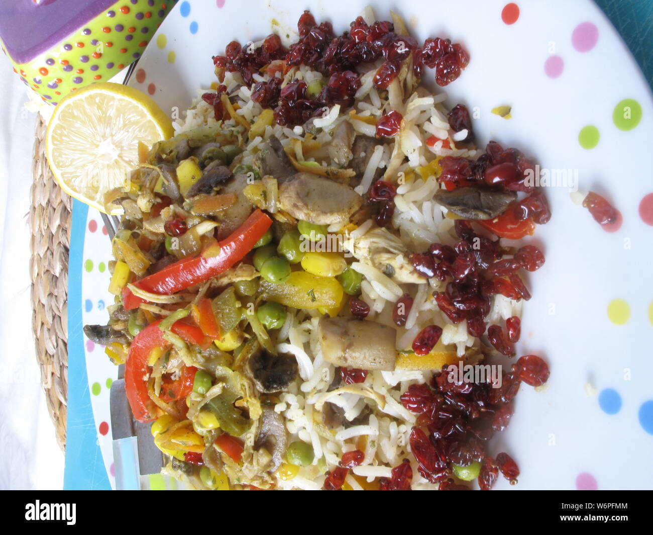 Zereshk chicken hi-res stock photography and images - Alamy