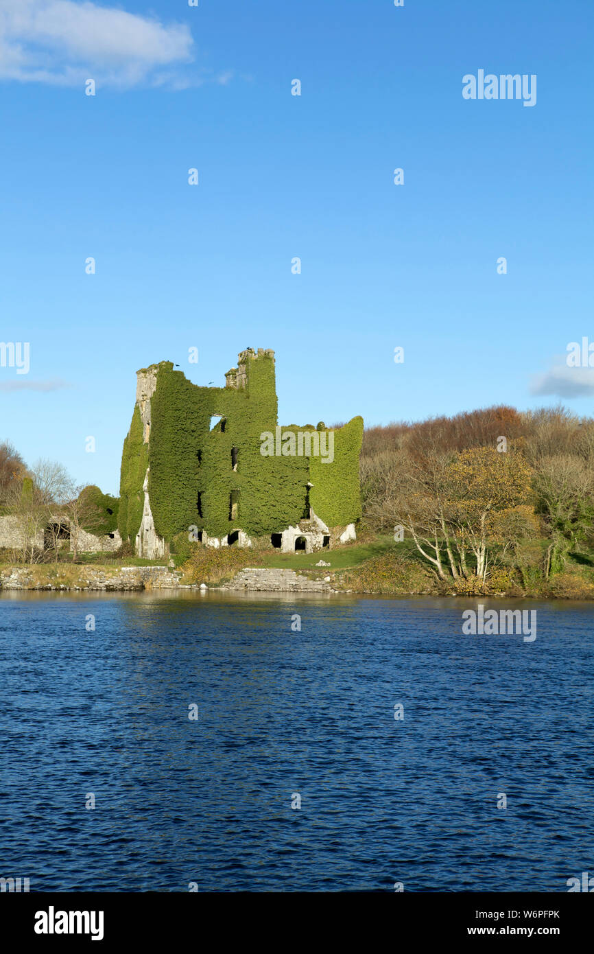 Menlo hi-res stock photography and images - Alamy Menlo hi-res stock photography and images - Alamy