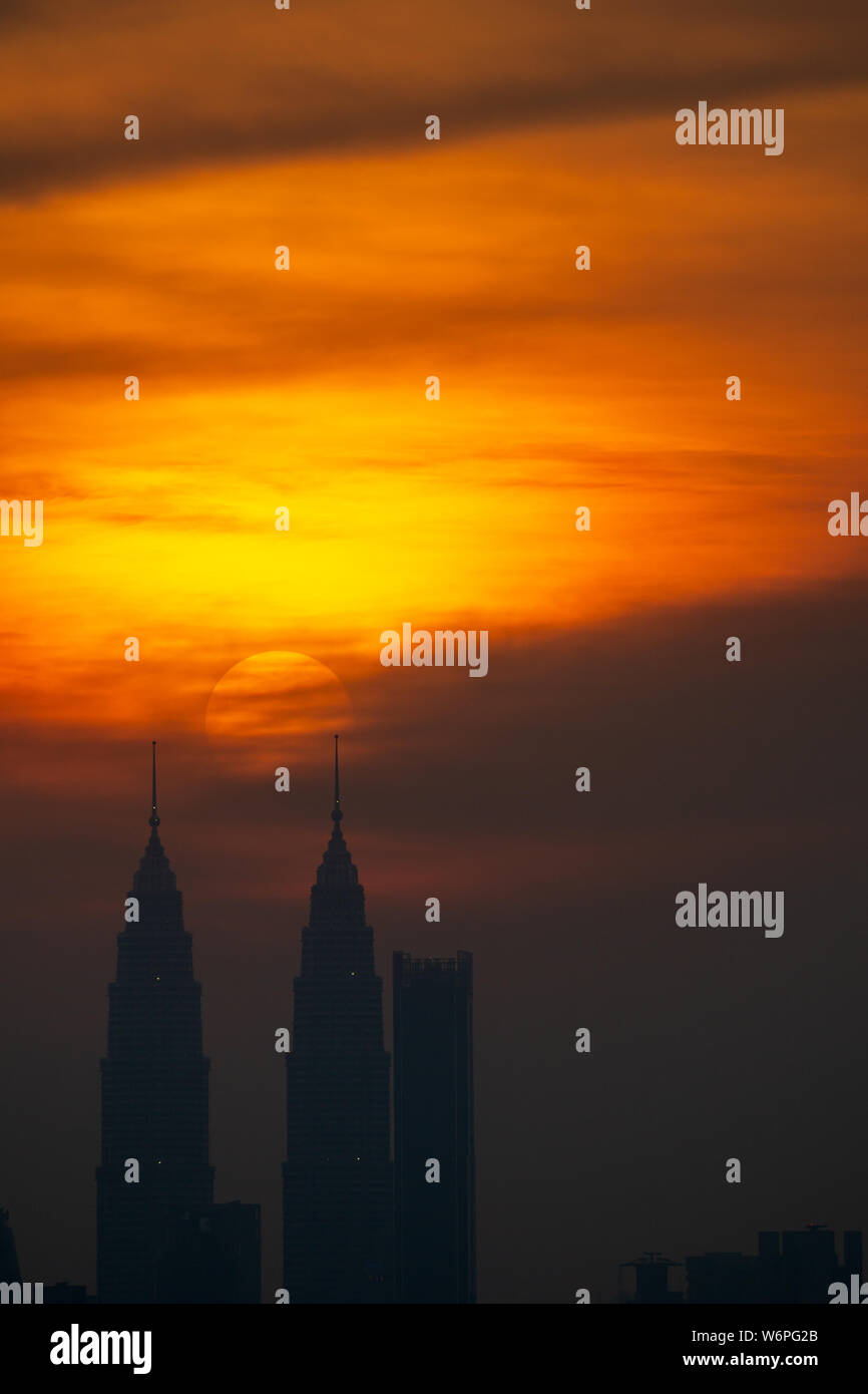 Cloudy haze sunset view over down town Kuala Lumpur, Malaysia Stock ...