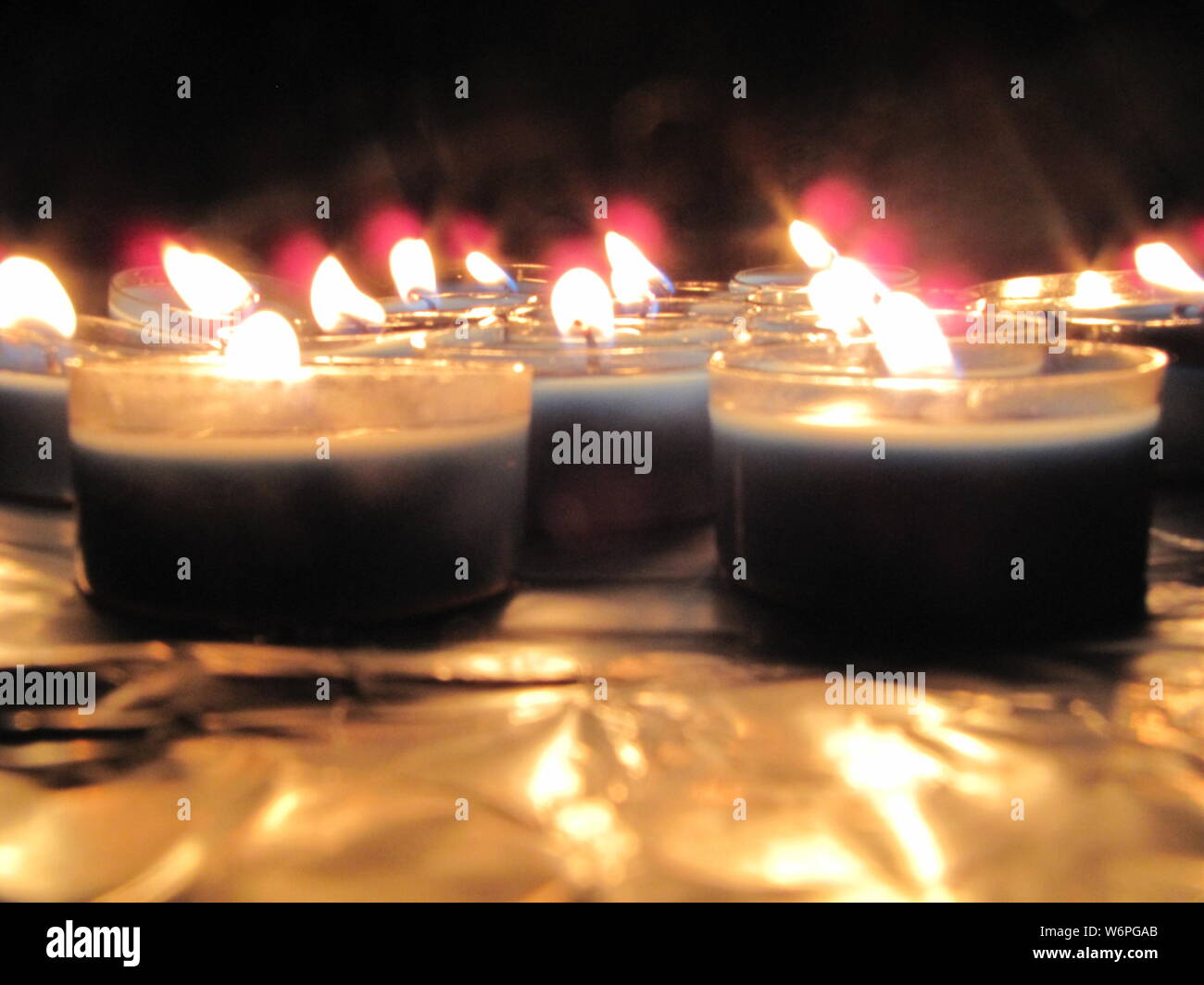 Candle group hi-res stock photography and images - Alamy