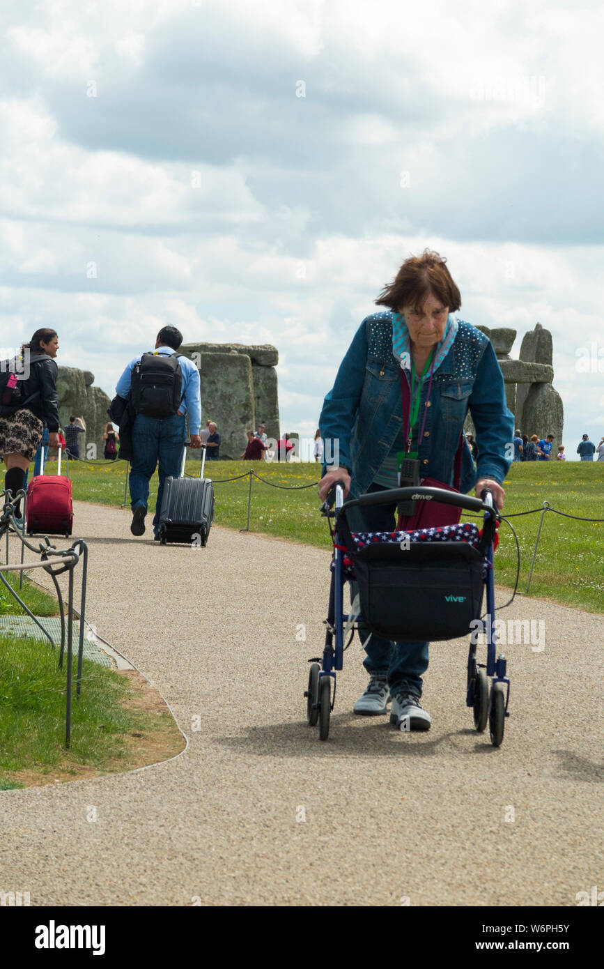 Walking frame with wheels hi-res stock photography and images - Alamy