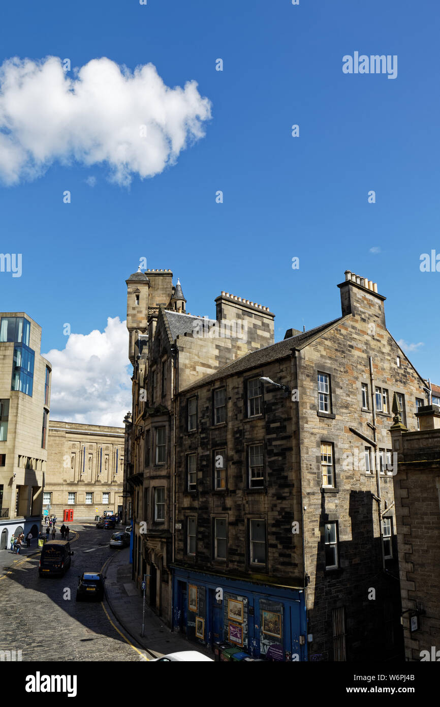 Bow street hi-res stock photography and images - Alamy