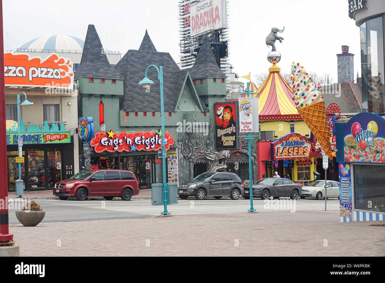 Canadian kids street summer hi-res stock photography and images - Alamy