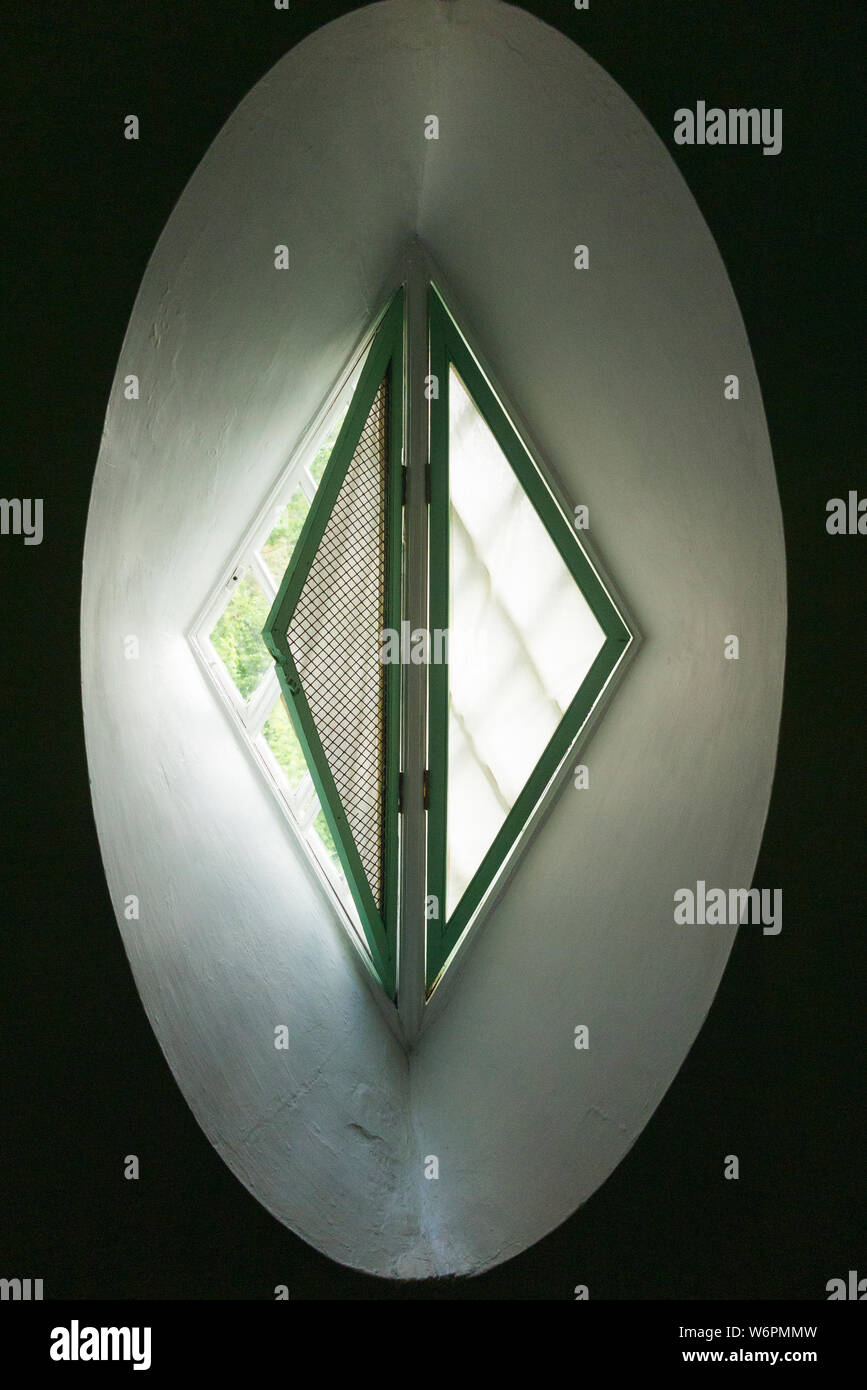 Diamond shaped windows hi-res stock photography and images - Alamy