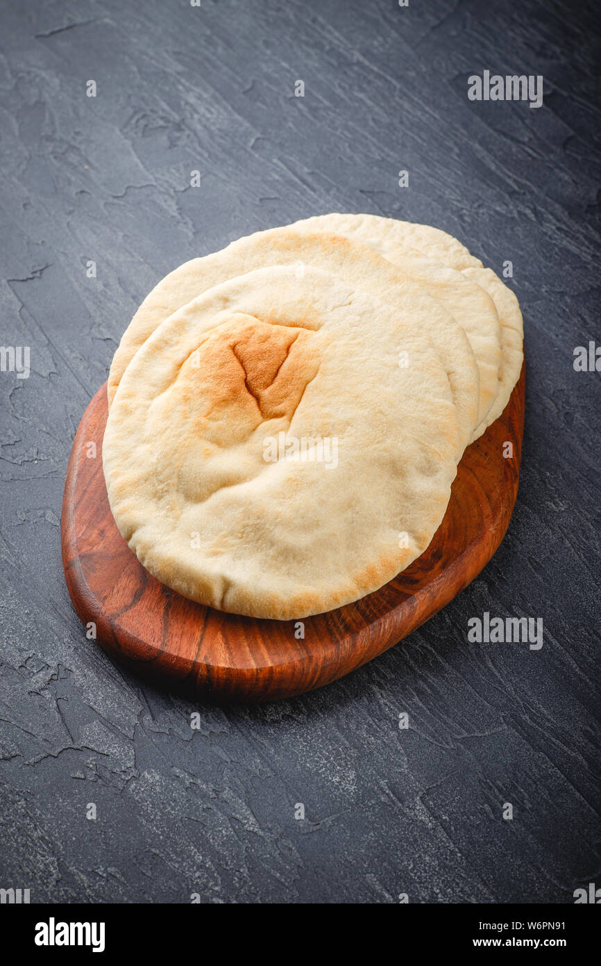 Arabic bread hi-res stock photography and images - Alamy