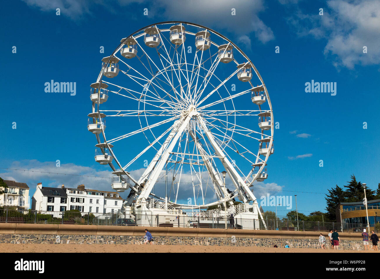 Exmouth beach and promenade hi-res stock photography and images - Alamy